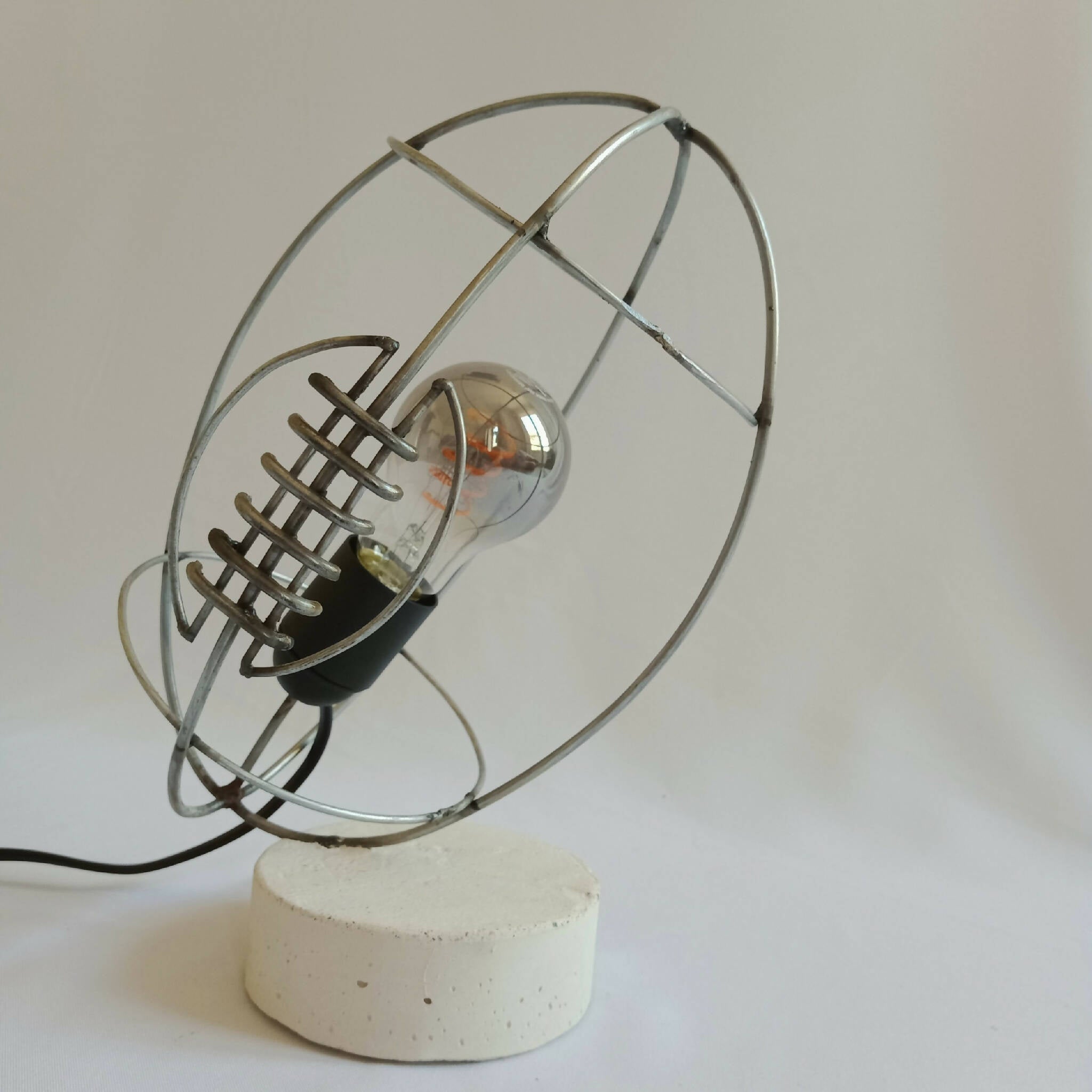 Handcrafted steel wire lamp - Rugby – Mirette