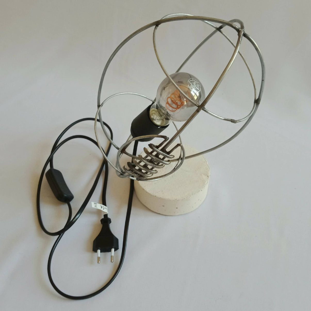 Handcrafted steel wire lamp - Rugby – Mirette
